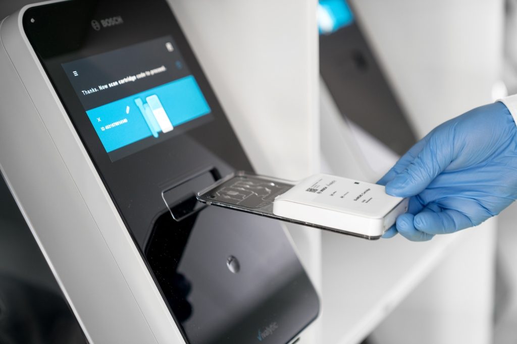 Smartwatch erkennt Vorhofflimmern und Schlafapnoe • mednic.de - News ...